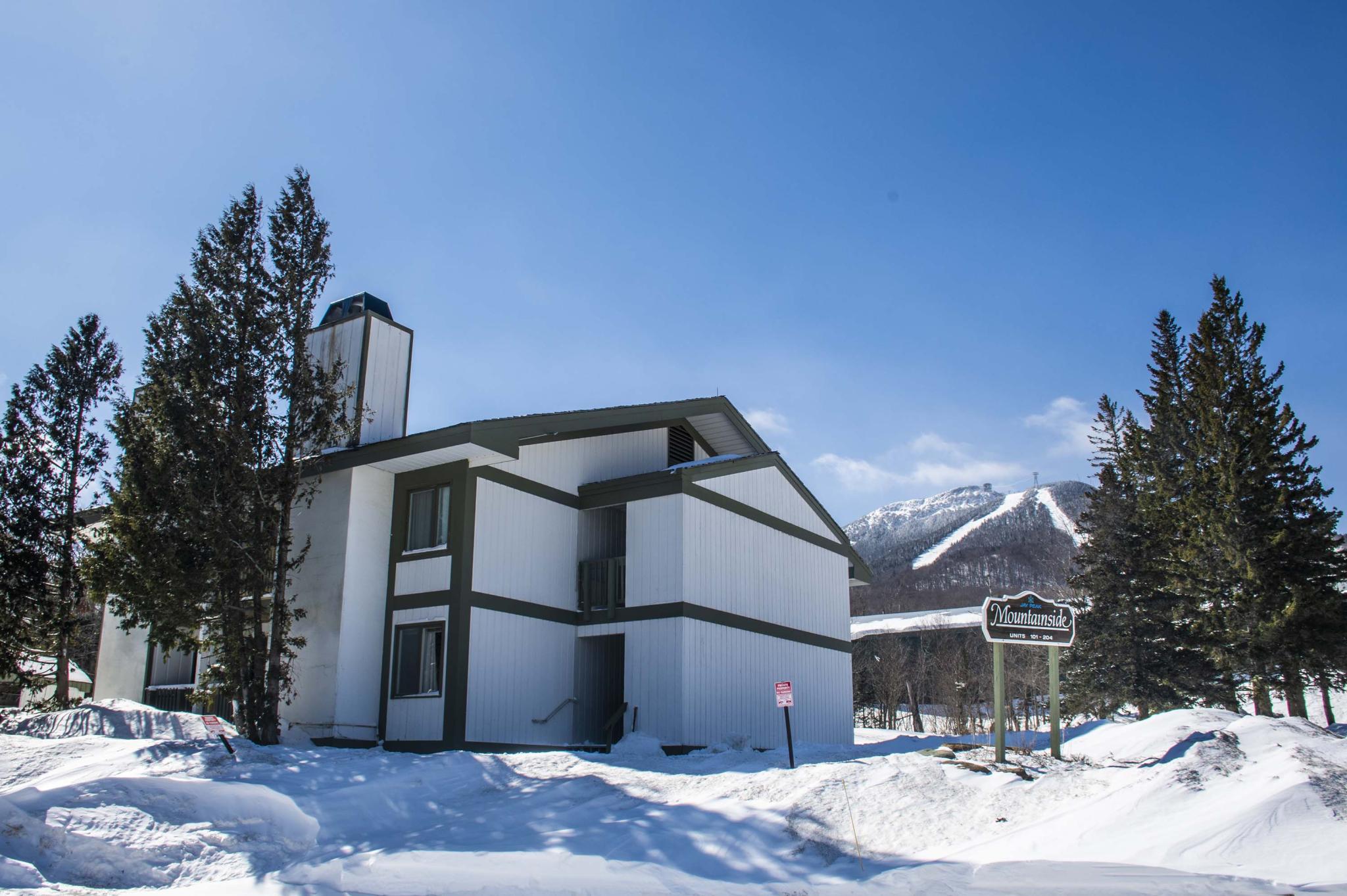 Book Your Vacation | Jay Peak Resort