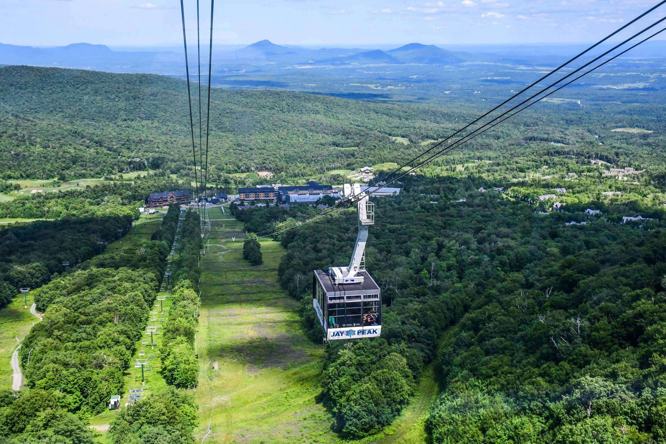 Tram Rides | Jay Peak Resort